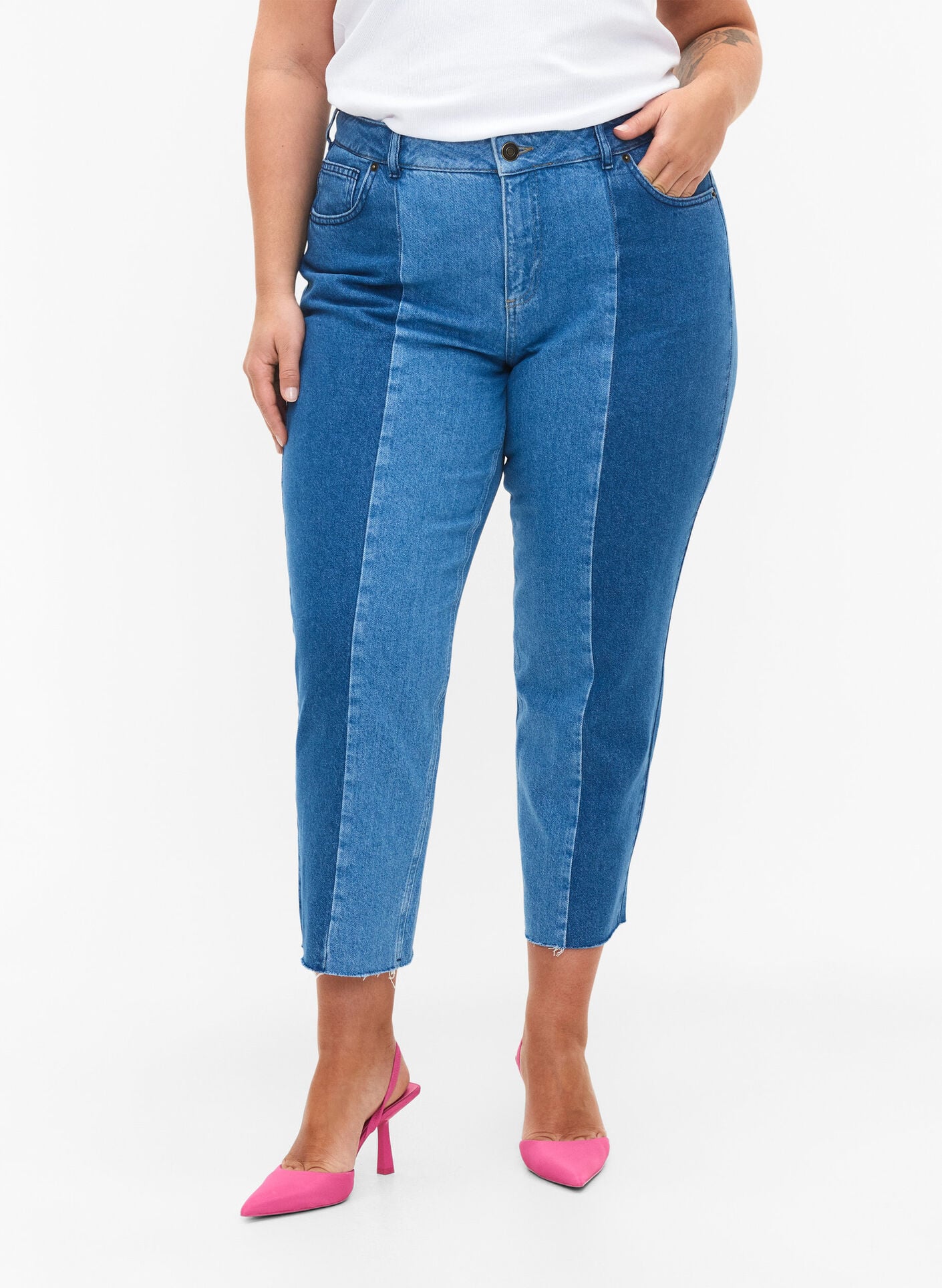 Cropped Vera jeans med colorblock - Blå - Str. 42-64 - Zizzi