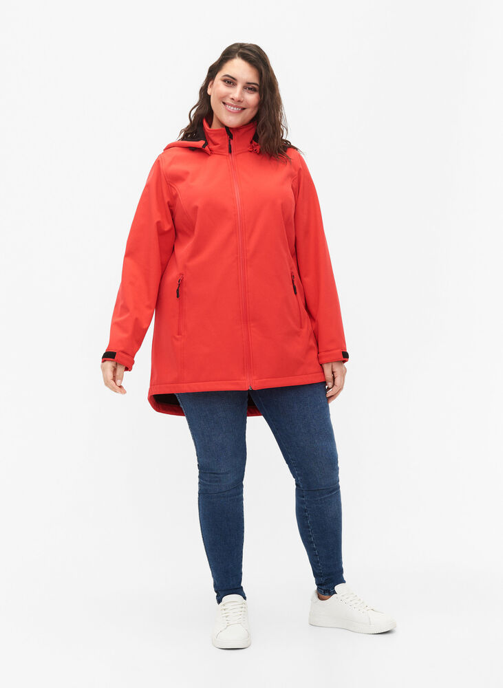 Softshell jakke med aftagelig hætte - Rød - Str. 42-60 - Zizzi